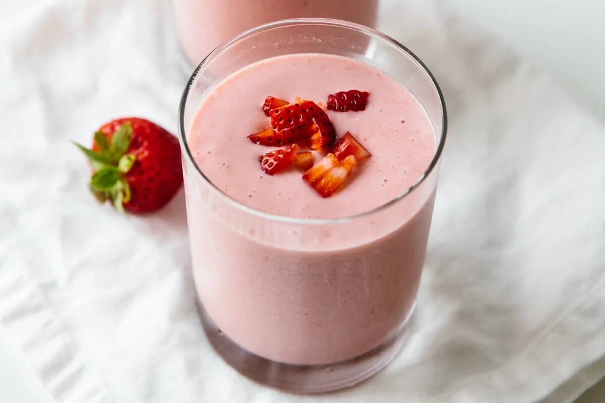 Smoothie de Morango e Banana - Mega Receita
